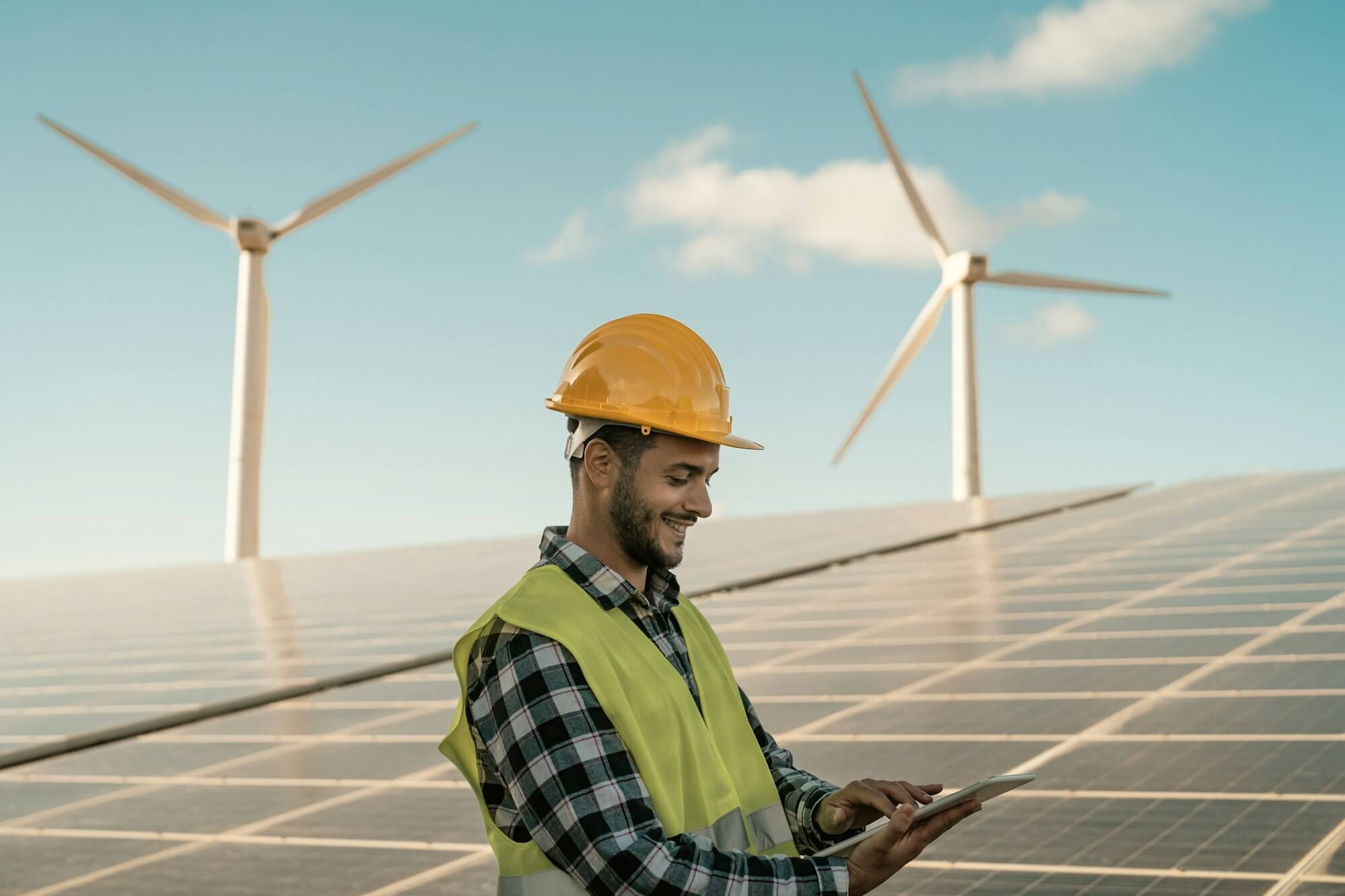 About Us – Griffon Solar